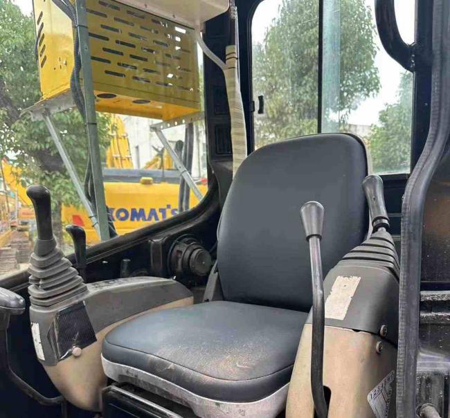 Cat 303C Excavator Cab