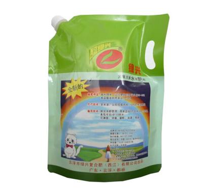 Cina Il materiale laminato ha tagliato le borse a stampo tagliente liquide del becco del prodotto disinfettante detergente riutilizzabile della maniglia con il becco in vendita