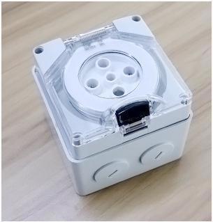 Gd Australia Standard Surface Mounted Industrial Socket Three-Phase Socket