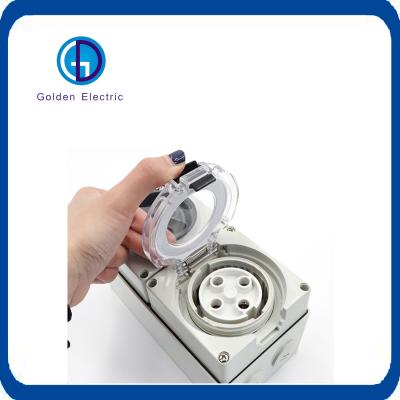 China Material de conector de latón utilizado en el enchufe impermeable de Zealand para aplicaciones industriales en venta