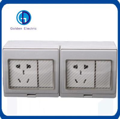 China Fornecimento 13A 2gang Switch 1gang Socket com Switch PC Panel e cobre prata liga dentro à venda