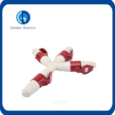 중국 벽에 장착된 설치 3 차원 32 AMP 출구 분기 시간 절약 IEC Cee 1 in 3 출구 판매용