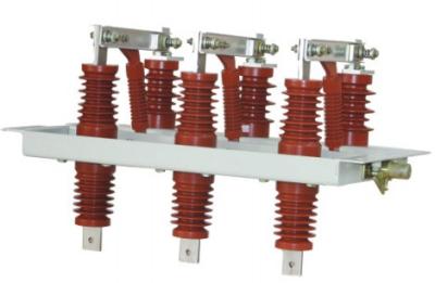 Cina Boccola della resina da colata TGZ32-12/epossiresina, alimentazione della parete della sbarra collettrice tramite la boccola in vendita