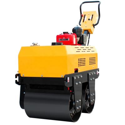 China Diâmetro do tambor de 425 mm Pequeno 0,5 toneladas Dobro tambor rodoviário rolante diesel compactador de asfalto à venda