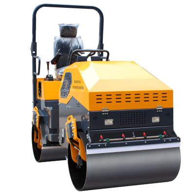 Cina Compattatore a rulli vibratori da 3 tonnellate con motore Kubota in vendita