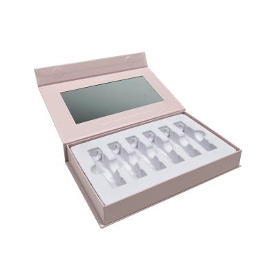 Chine Boîtes d'emballage cosmétiques personnalisées Boîtes d'emballage SkinCare Set Box avec fermeture à l' aimant Boîte de support de plateau de carton en papier à vendre