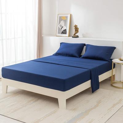 Cina 133 * 60 Densità di tessuto 100% poliestere microfibra taglio gomma velocemente asciutto lenzuola da letto 4pcs in vendita