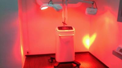 Cina La guarigione arrotolata a semiconduttore dell'ospedale di terapia laser del tessuto molle rosso di cura congelata dovrebbe in vendita
