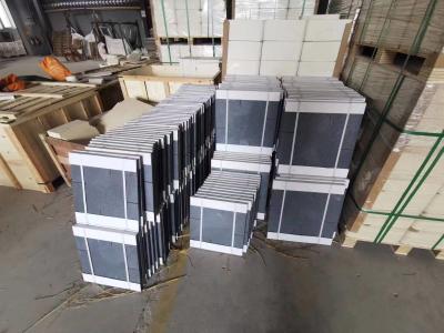 China 30mm de Oven Vierkante Planken van het Siliciumcarbide voor Weerstand van de Vuren de Goede Thermische Schok Te koop
