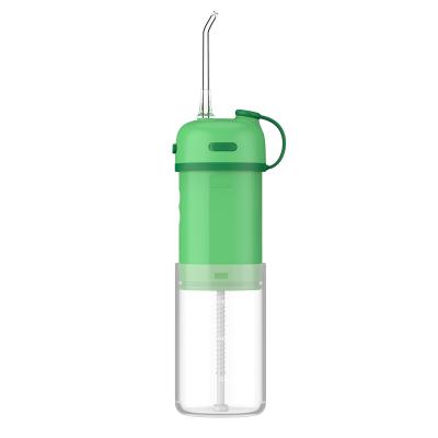 中国 防水歯の洗剤携帯用USB再充電可能な電気口頭Irrigator 150ml 販売のため