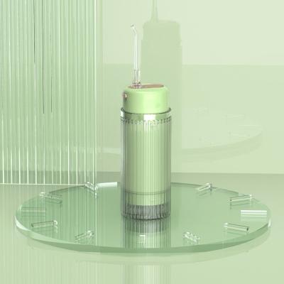 Cina 5W Nicefeel Mini Portable Water Flosser regolabile con il grande carro armato in vendita