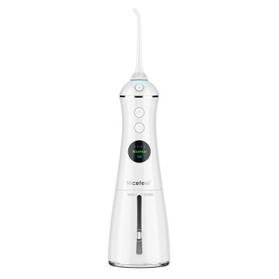 Cina IPX7 impermeabile Nicefeel Water Flosser 2 ugelli 100-240V Voltaggio in vendita
