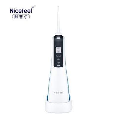 Cina Portatile di carico senza fili Irrigator orale di Flosser dell'acqua di 170ml Nicefeel in vendita