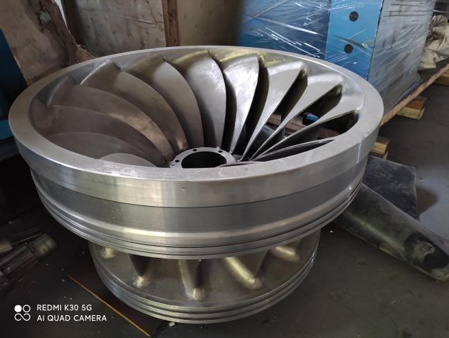 Hydro Turbine Runner installation