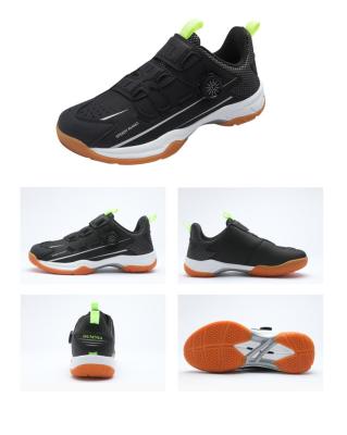 Chine Custom Tennis Shoes Badminton Shoes With Rotating Anti-Slip Feature Fashion Design For Teenagers Outdoor Wearing à vendre