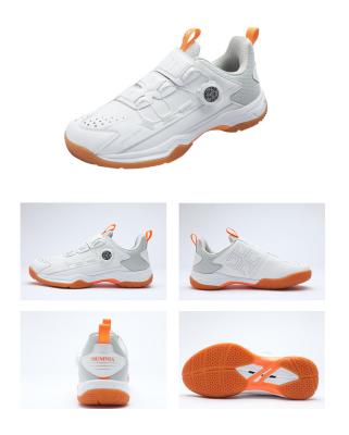 Chine Custom Tennis Shoes Badminton Shoes With Rotating Anti-Slip Feature Fashion Design For Teenagers Outdoor Wearing à vendre