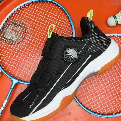 Chine Custom Tennis Shoes Badminton Shoes With Rotating Anti-Slip Feature Fashion Design For Teenagers Outdoor Wearing à vendre
