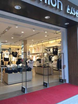 China Dispositivo de hurto en tiendas anti al por menor de la alarma de sistema de EAS RF para la tienda de ropa en venta