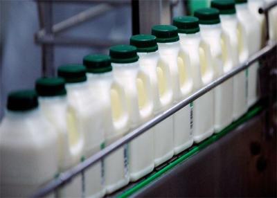 Cina Linea pastorizzata capacità di lavorazione casearia del latte di cocco di 1000-10000l/H in vendita