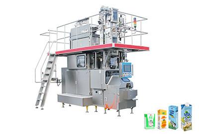 Cina Linea di riempimento impacchettatrice del cartone della bevanda inossidabile del mattone della bevanda per succo/latte in vendita
