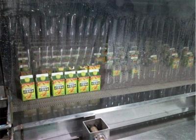 Cina linea macchinario, pianta di trattamento del latte pastorizzata 3000BPH con il pacchetto superiore automatico del cartone in vendita