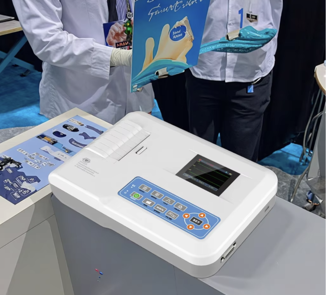 Portable Electrocardiograph display screen