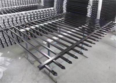 China Schmiedeeisen-Entwurf, der galvanisierten Stahlgarten-Balkon-Platten-Metallzaun einzäunt zu verkaufen