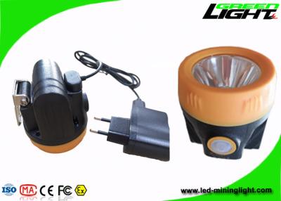 中国 10000lux USBの充電器との再充電可能な導かれた採鉱の帽子ランプ3.8Ah電池容量 販売のため