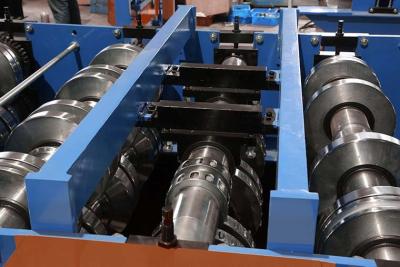 Cina Parete laterale e fodera automatica che formano macchina con il taglio idraulico in vendita