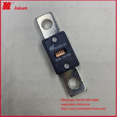 Κίνα 100A DC70V Τεχνική ασφάλεια ηλεκτρικού οχήματος EV320-5C 5X 150A 300A DC70V Γρήγορη φόρτιση με κεραμικό υλικό σώματος και 6KA μέγιστο ρεύμα διάσπασης προς πώληση