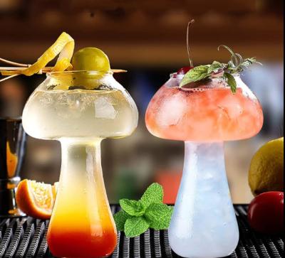 China Garrafa de vidro 285ml transparente do cocktail da bebida da forma do cogumelo para a loja da barra à venda