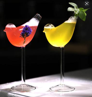 China O pássaro transparente original dá forma a Juice Beverage Cocktail Glass Bottle 201-300ml para a loja da barra à venda