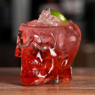 China Copa de cristal con forma de calavera para cóctel de vino, cristal creativo, 80ml, 150ml, 350ml en venta