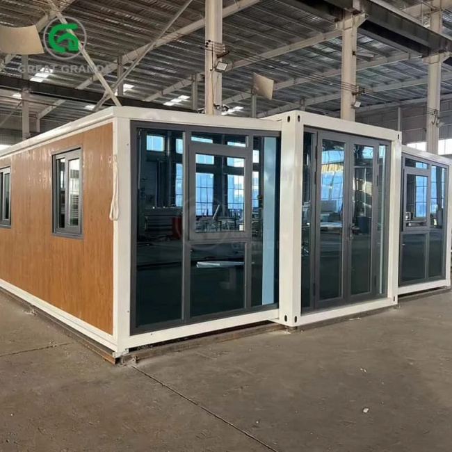 Grande expandable tiny home Customized Appearance