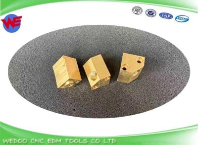 Cina X263D272H02 BLOCCO DI PIPE MV Per Mitsubishi X263D272H02 23*19*29.5MM in vendita