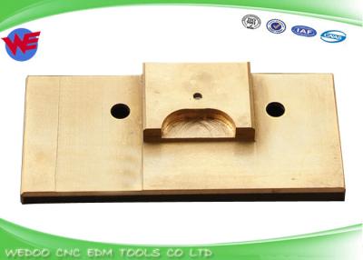 M148 미츠비시 EDM 착용은 위 금관 악기 판 0.4mm 가이드 U X056C274G51를 분해합니다