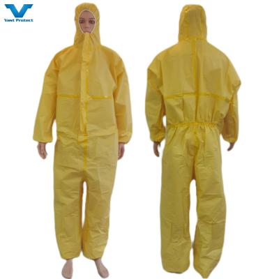 Cina Costume di protezione anti-chimica da una volta giallo personalizzato 175*140cm PP PE in vendita