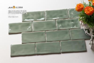 Cina Mattonelle spagnole della parete interna di stile/resistenza all'acqua ondulata di Surfce piastrella di ceramica rustica in vendita