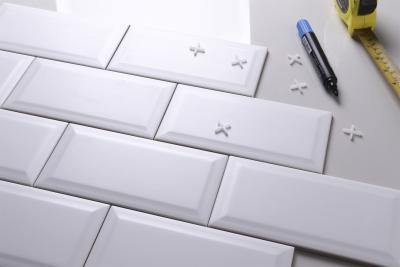 Cina Mattonelle lucide smussate ceramiche del sottopassaggio di Matt della cucina a 4*8 pollici di 100*200mm nel bianco in vendita
