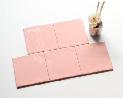 Cina Alloggi le mattonelle 15*15 cm della parete del sottopassaggio lustrate bagno rosa nello stile fatto a mano di principessa in vendita