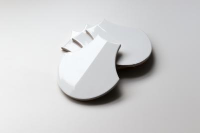 Cina La piastrella di ceramica/abitudine della parete interna ha lustrato la forma dello speciale di forma del fan della decorazione in vendita