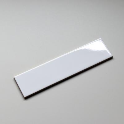 Cina la parete ceramica interna di 75x300mm piastrella la decorazione ondulata diritto smussata della parete di Surfce in vendita