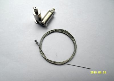 Cina corredo inossidabile della lampada a sospensione del cavo della sospensione da 1,0 millimetri con il tipo pinza di presa del soffitto in vendita