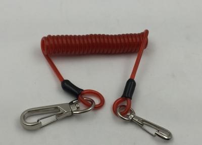 China 4.0mm Transpatent Rood Pu bedekten Intrekbaar Veiligheidssleutelkoord met wartelhaken met een laag Te koop