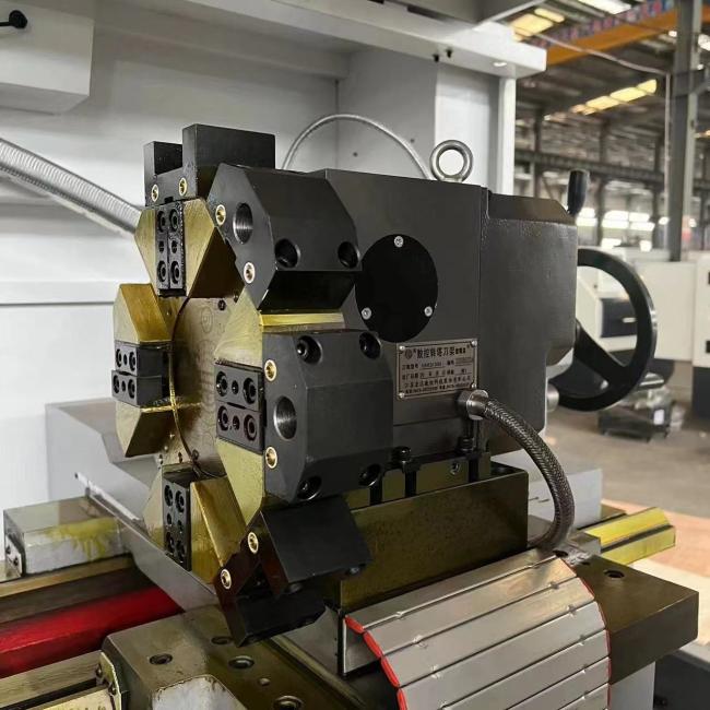 CK6136 CNC Lathe Machine tooling detail