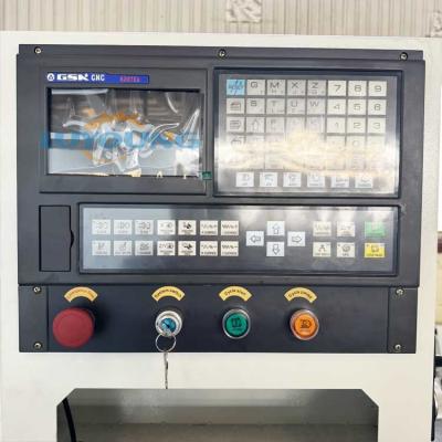 China 1000mm Cnc Turning Machine CK6136 CNC Lathe 4 Station Electrical Tool Holder for sale