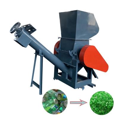 Cina 65Mn2Si Blades Material PET Bottle Crushing Machine Con capacità di produzione di 2500 kg/h in vendita