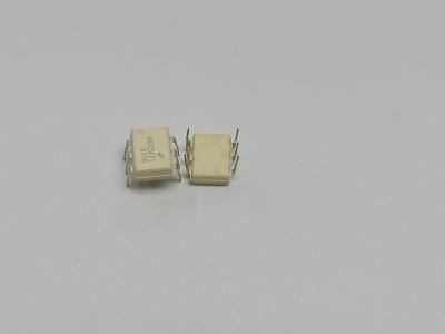 Cina Tramite il fotoisolatore PDIP6 del fototransistor del foro MOC3021 in vendita