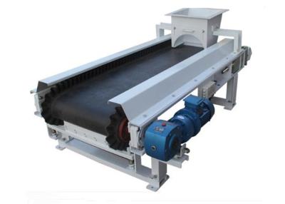 Cina lotto di dosaggio automatico del nastro trasportatore dell'alimentatore della macchina di rifornimento di 2200mm in vendita