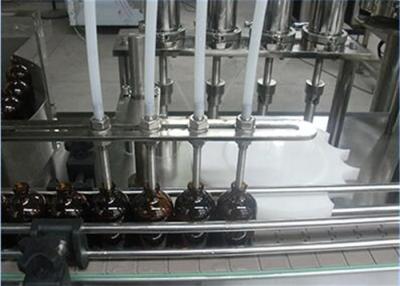 Cina bottiglia liquida automatica della macchina di rifornimento della birra di 1550mm che ricopre 10ml in vendita